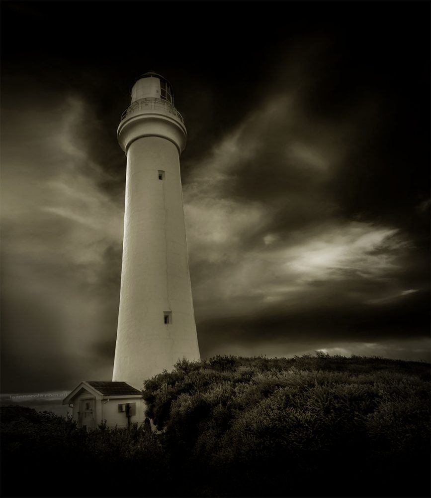 Silent Sunday – Photos of Aireys Inlet Lighthouse – LEANNE COLE