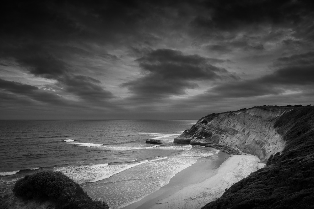 Monochrome Madness – By the sea at Jan Juc – LEANNE COLE